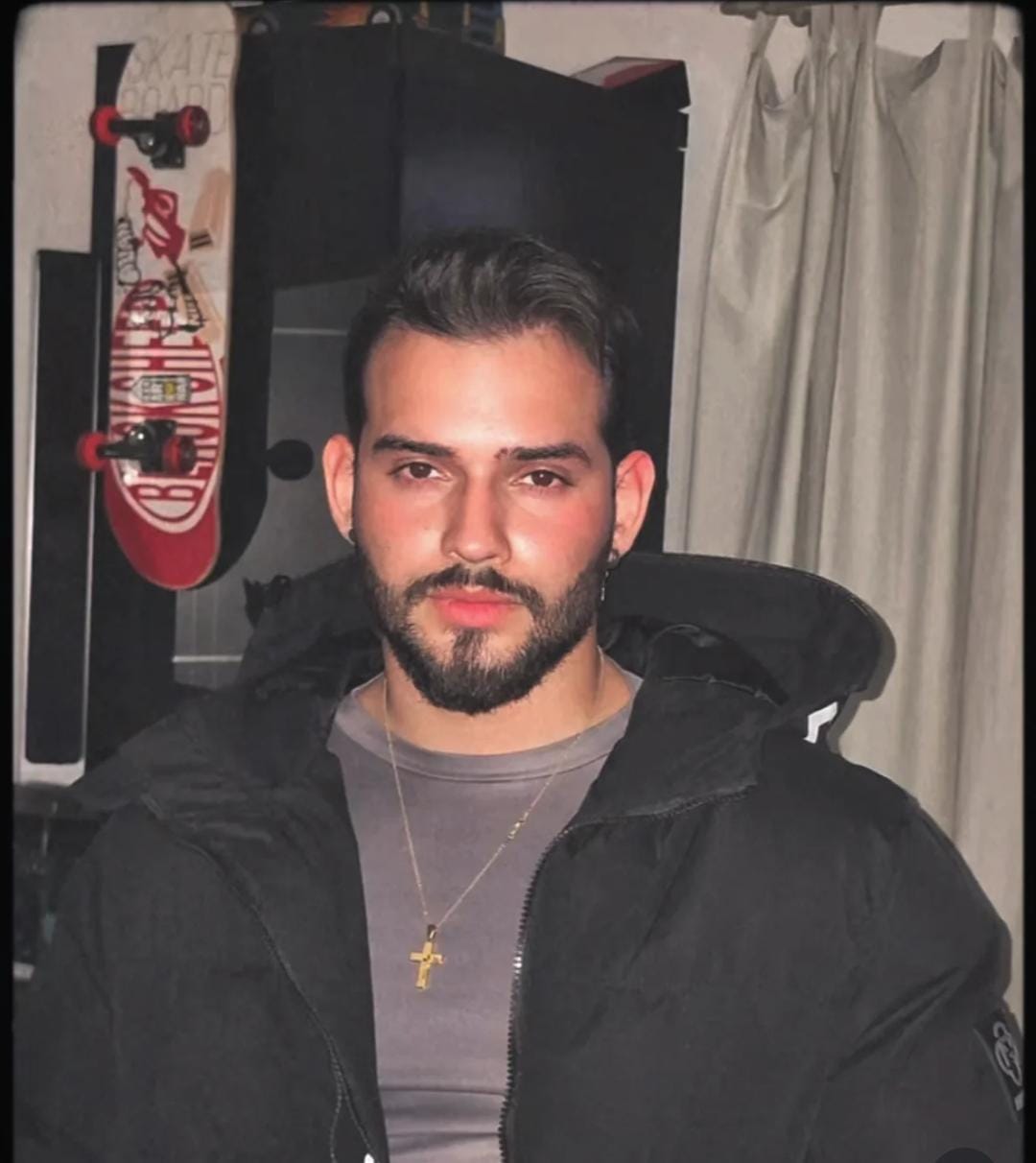 Trabalho Prático 1 — Currículo Simples